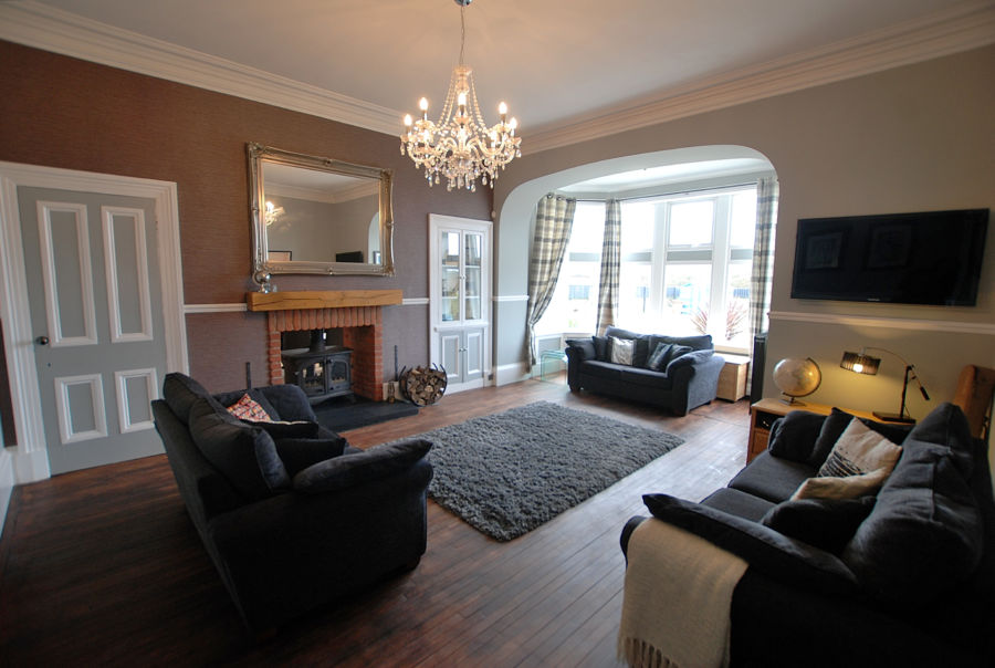 Troon, “Cladach”, South Beach, KA10 6EG : Black Hay