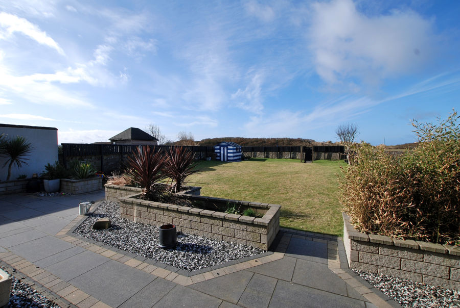 Troon, “Cladach”, South Beach, KA10 6EG : Black Hay